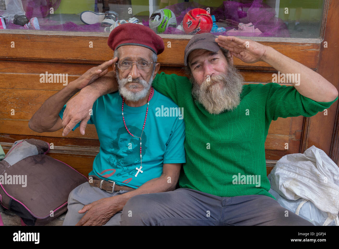 Cuban man saluting hi-res stock photography and images - Alamy
