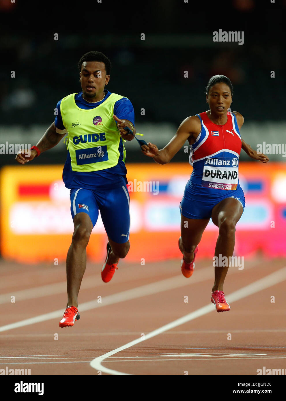 Cuba's Omara Durand (right) and guide Yuniol Kindelan win the Women's ...