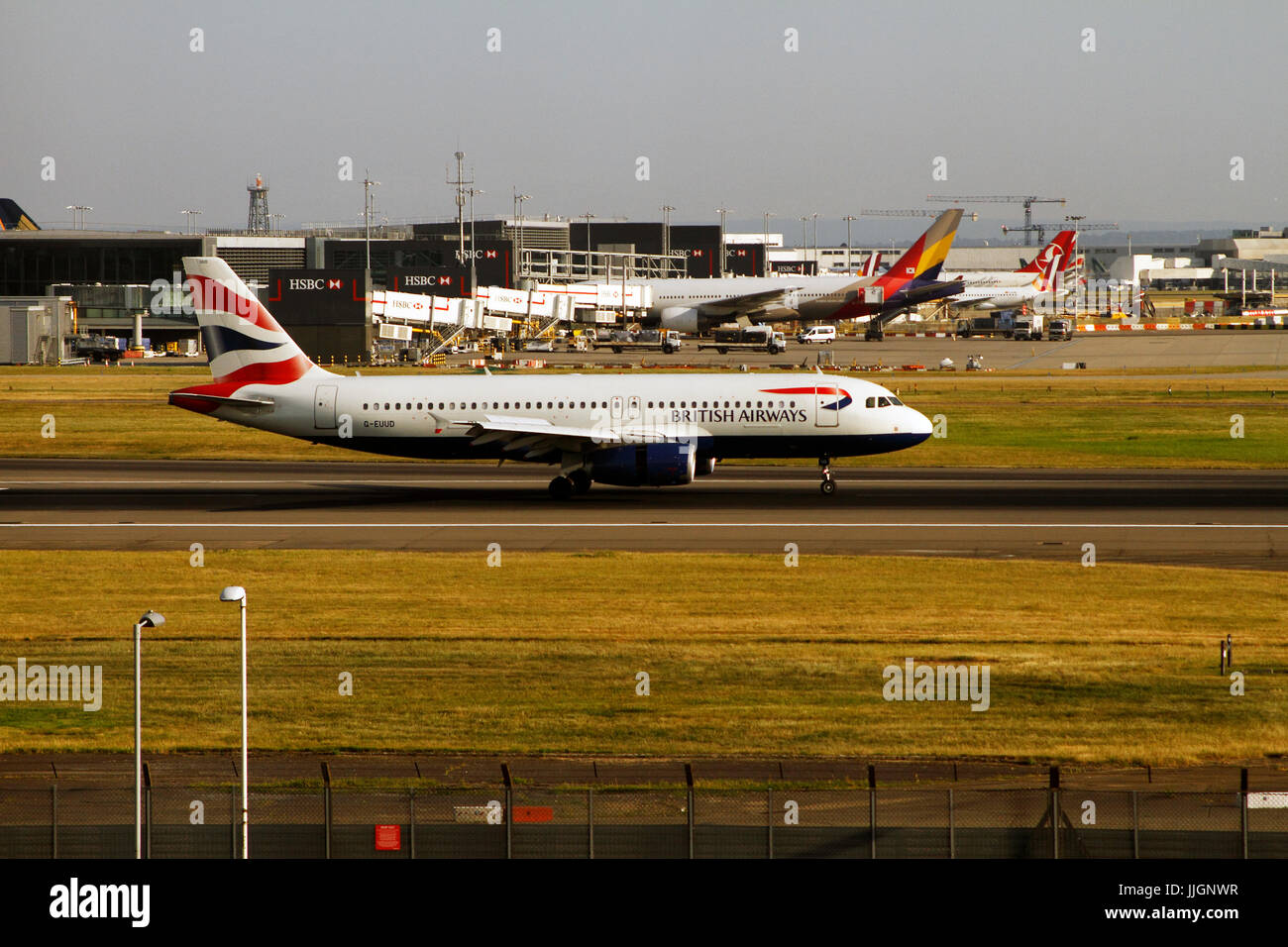 A320 family hi-res stock photography and images - Alamy