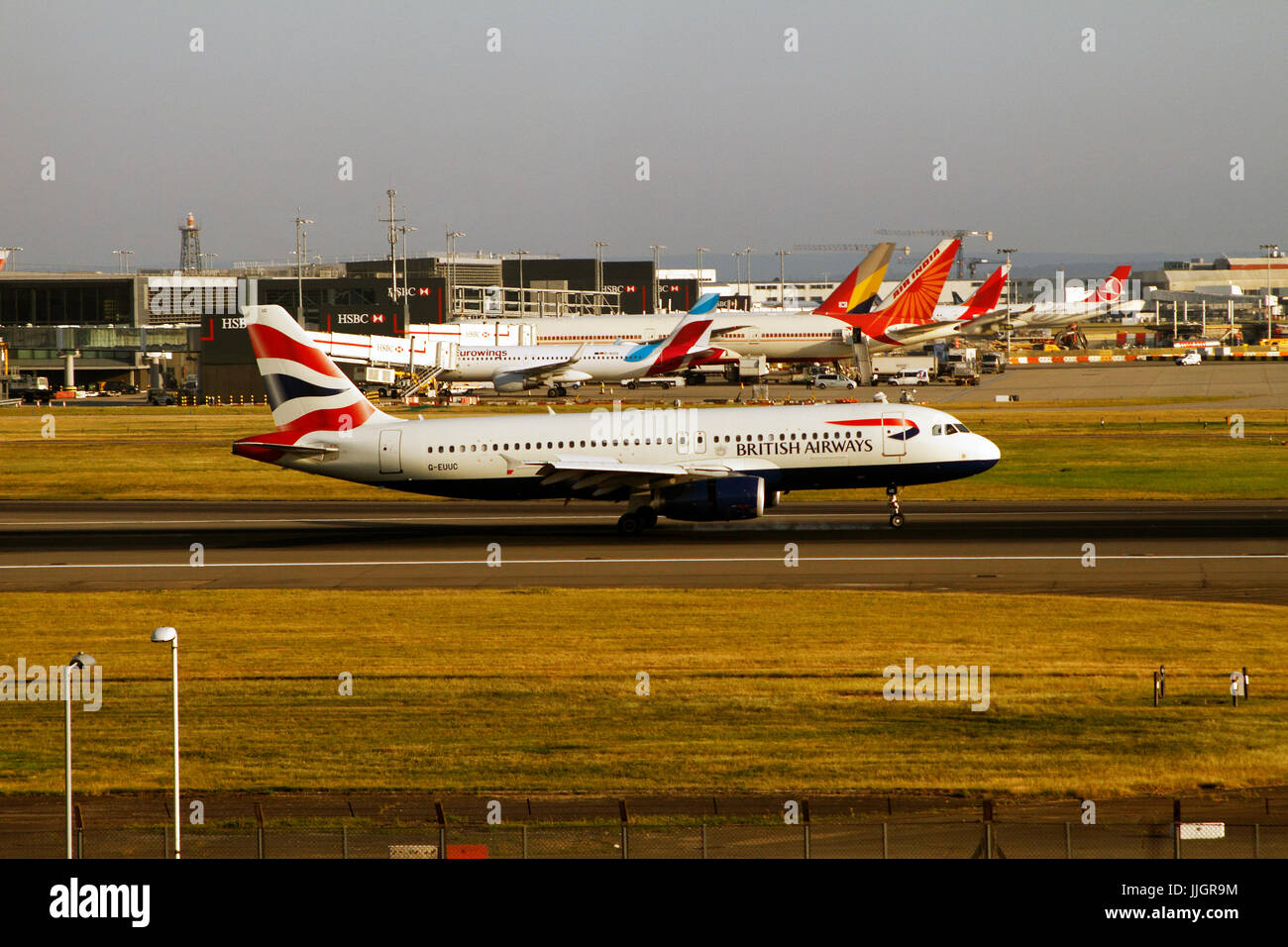 G-EUUC - Airbus A320-232 - British Airways The Airbus A320 family ...