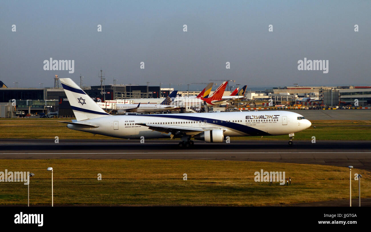 4X-EAN - Boeing 767-3Q8(ER) - El Al The Boeing 767 is a mid- to large ...