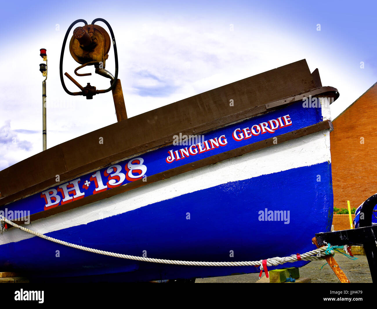 Boat cullercoats hi-res stock photography and images - Alamy