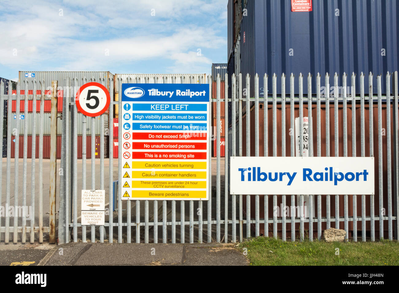 Tilbury Railport on the river Thames,Essex, UK Stock Photo - Alamy