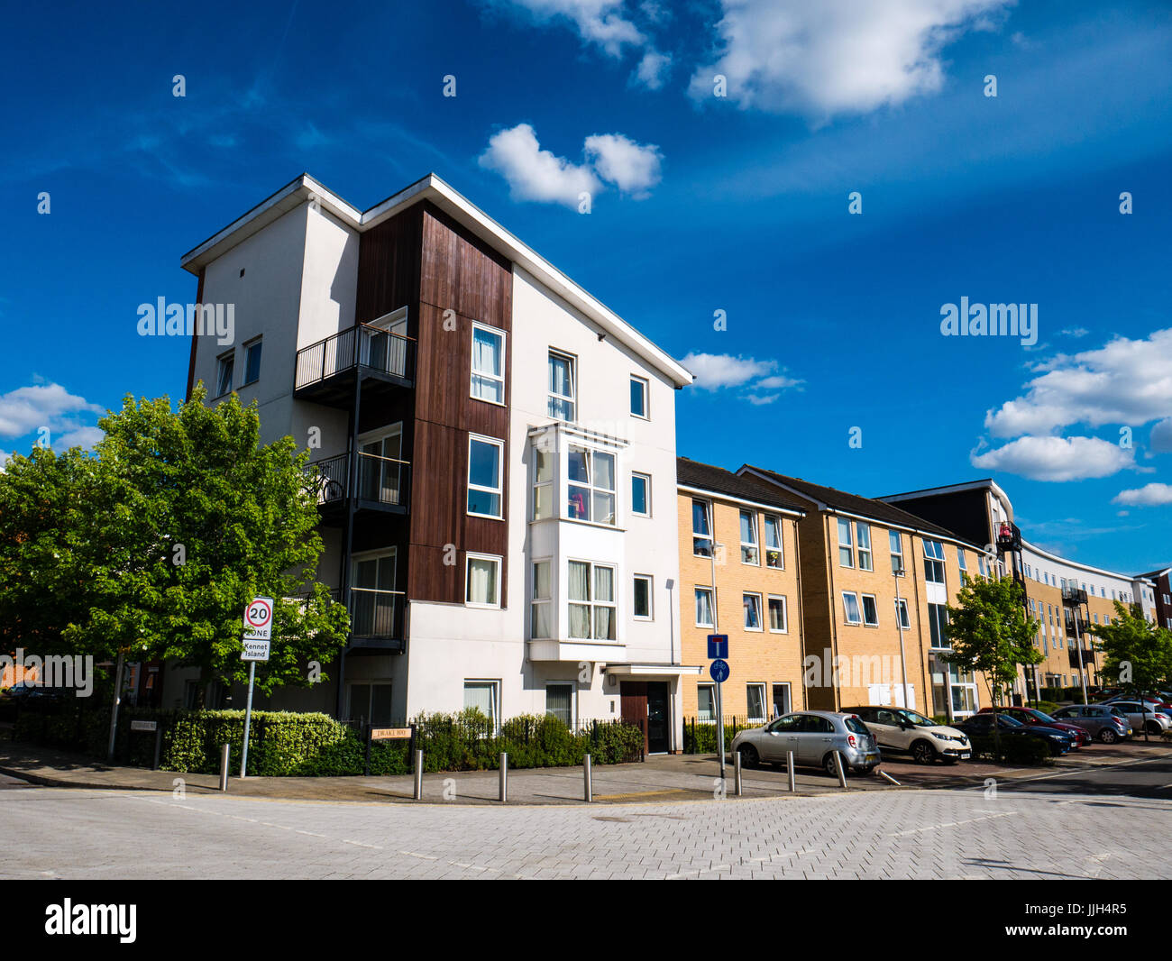 Kennet island hi-res stock photography and images - Alamy