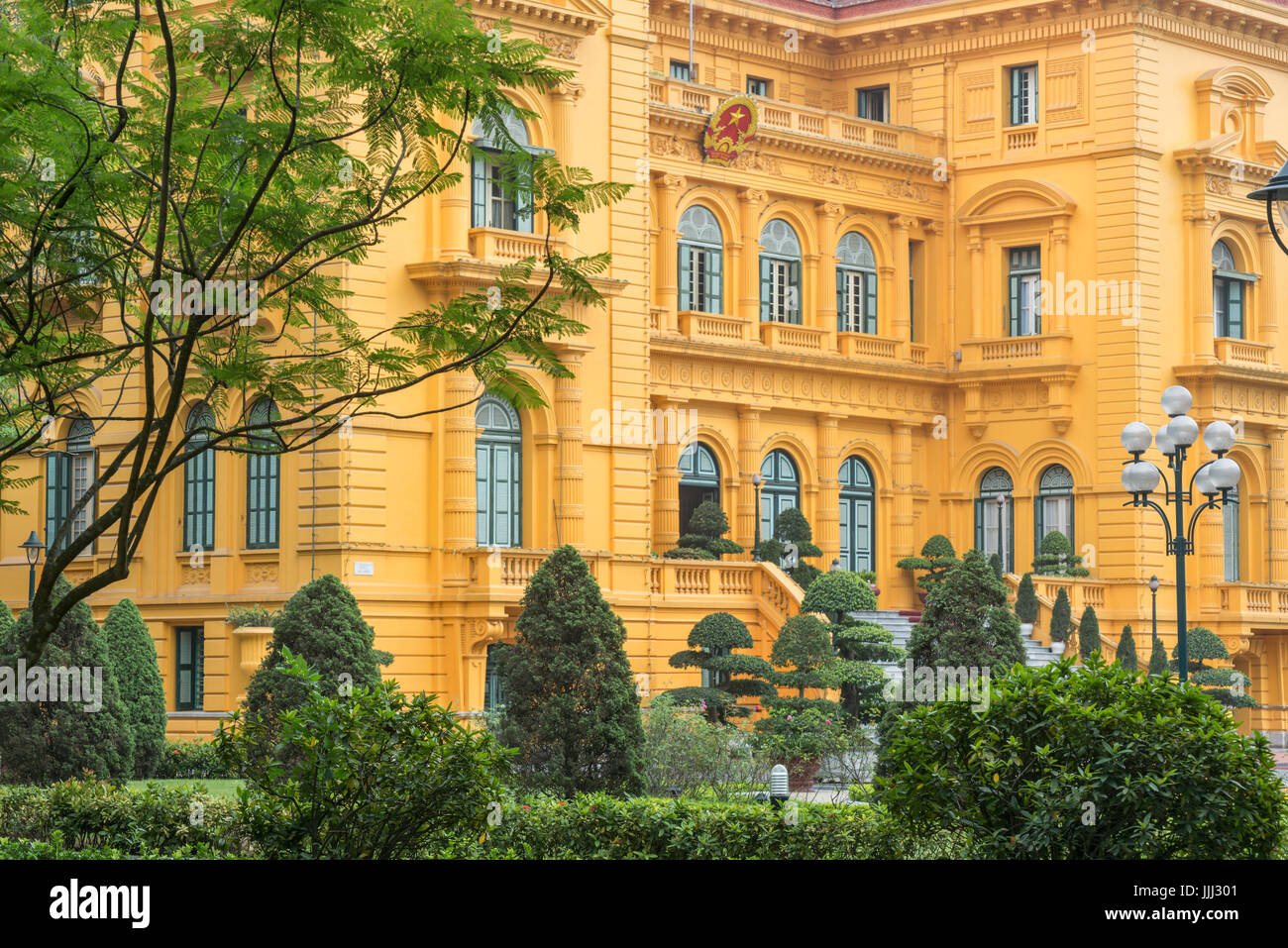Hanoi architecture hi-res stock photography and images - Alamy