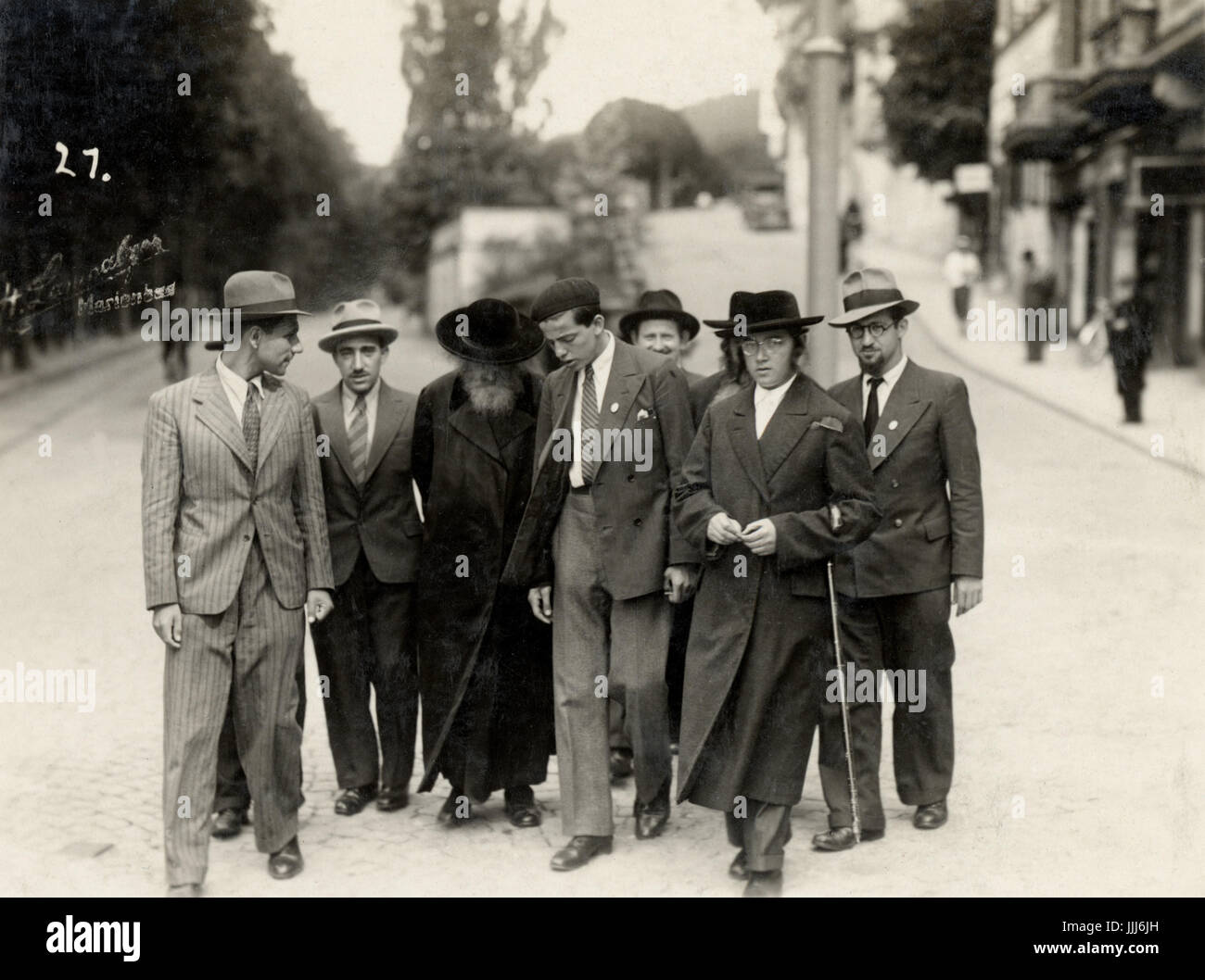 Famous hasidic rabbi hi-res stock photography and images - Alamy