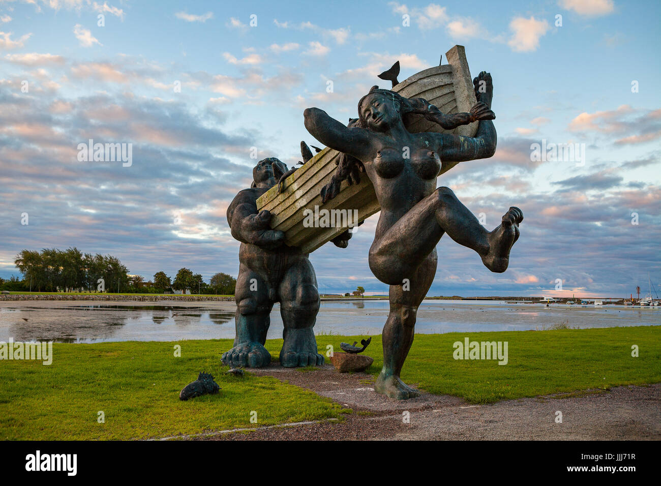 ESTONIA, KURESSAARE, SEPTEMBER 22, 2016: Statues of folk Estonian ...