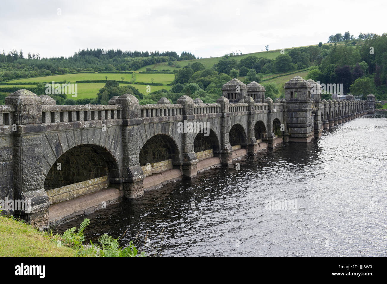 Lake Vyrnwy dam, RSPB Nature Reserve, Berwyn Mountains, Wales, UK Stock ...