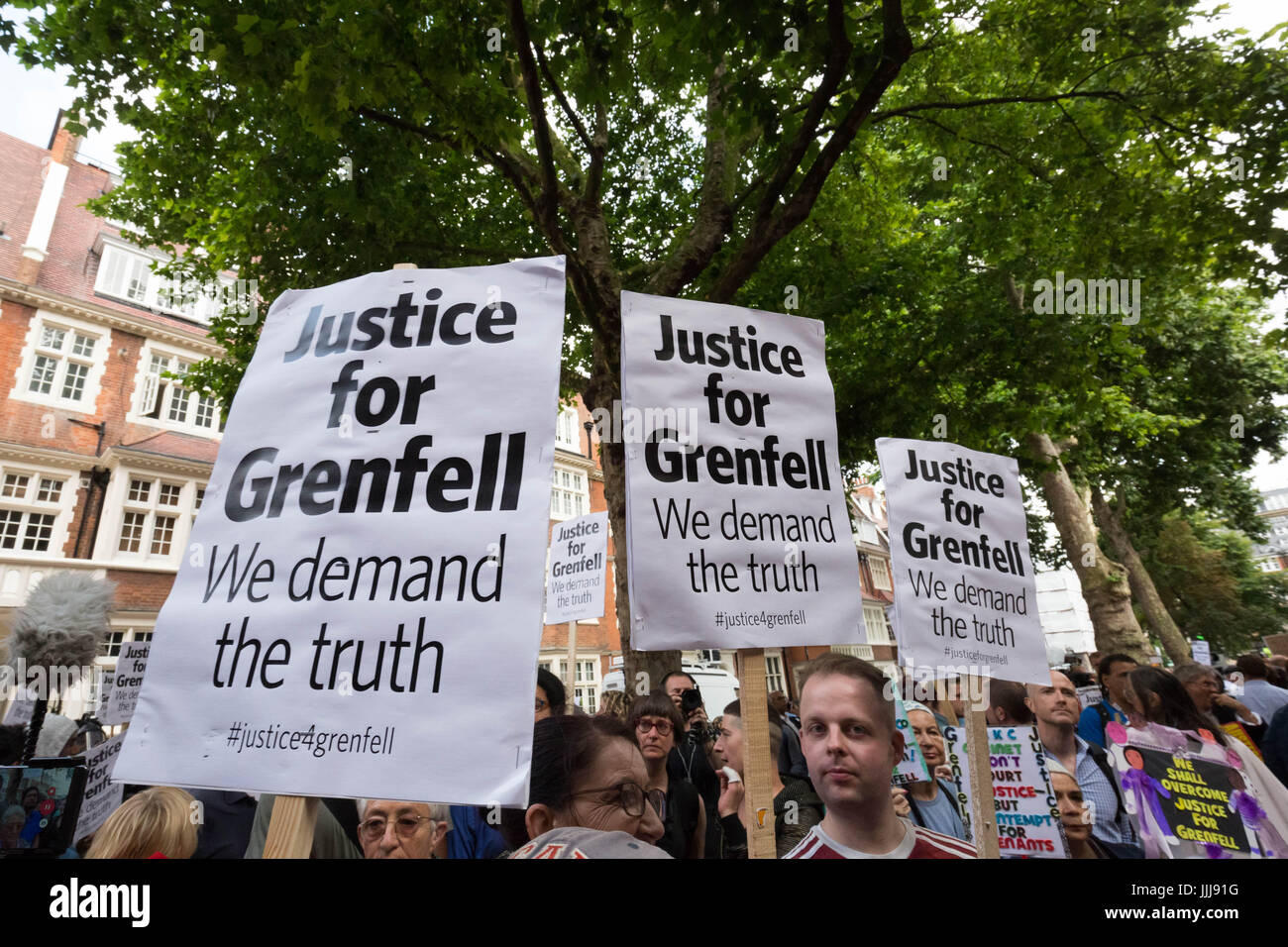 London, UK. 19th July, 2017. Grenfell Tower protest. Hundreds of angry ...