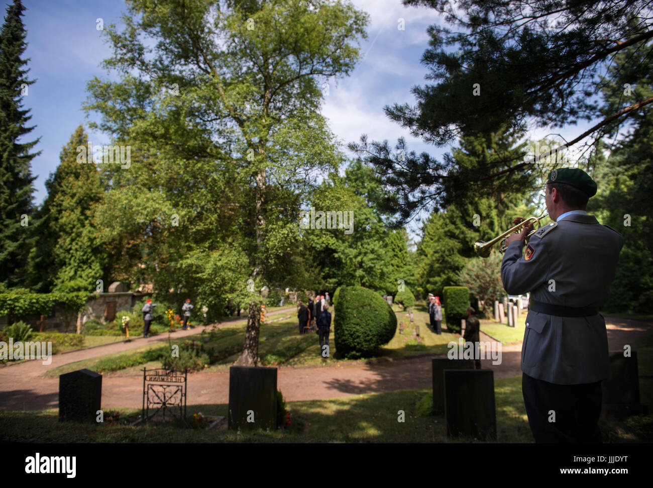 Dresden, Germany. 20th July, 2017. The German Bundeswehr commemorates ...