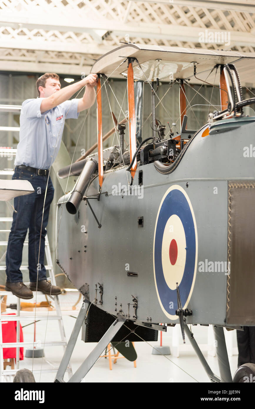 Rare first world war de havilland dh9 aircraft hi-res stock photography ...