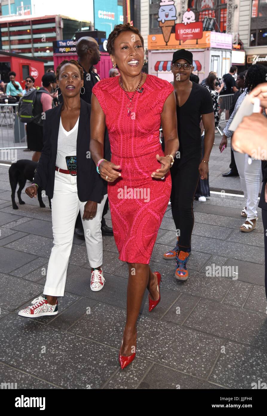 New York, NY, USA. 20th July, 2017. Robin Roberts, seen at Good Morning ...