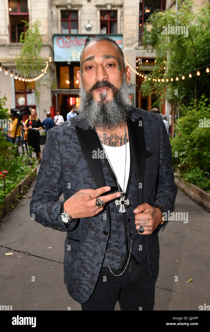 Senay gueler hi-res stock photography and images - Alamy