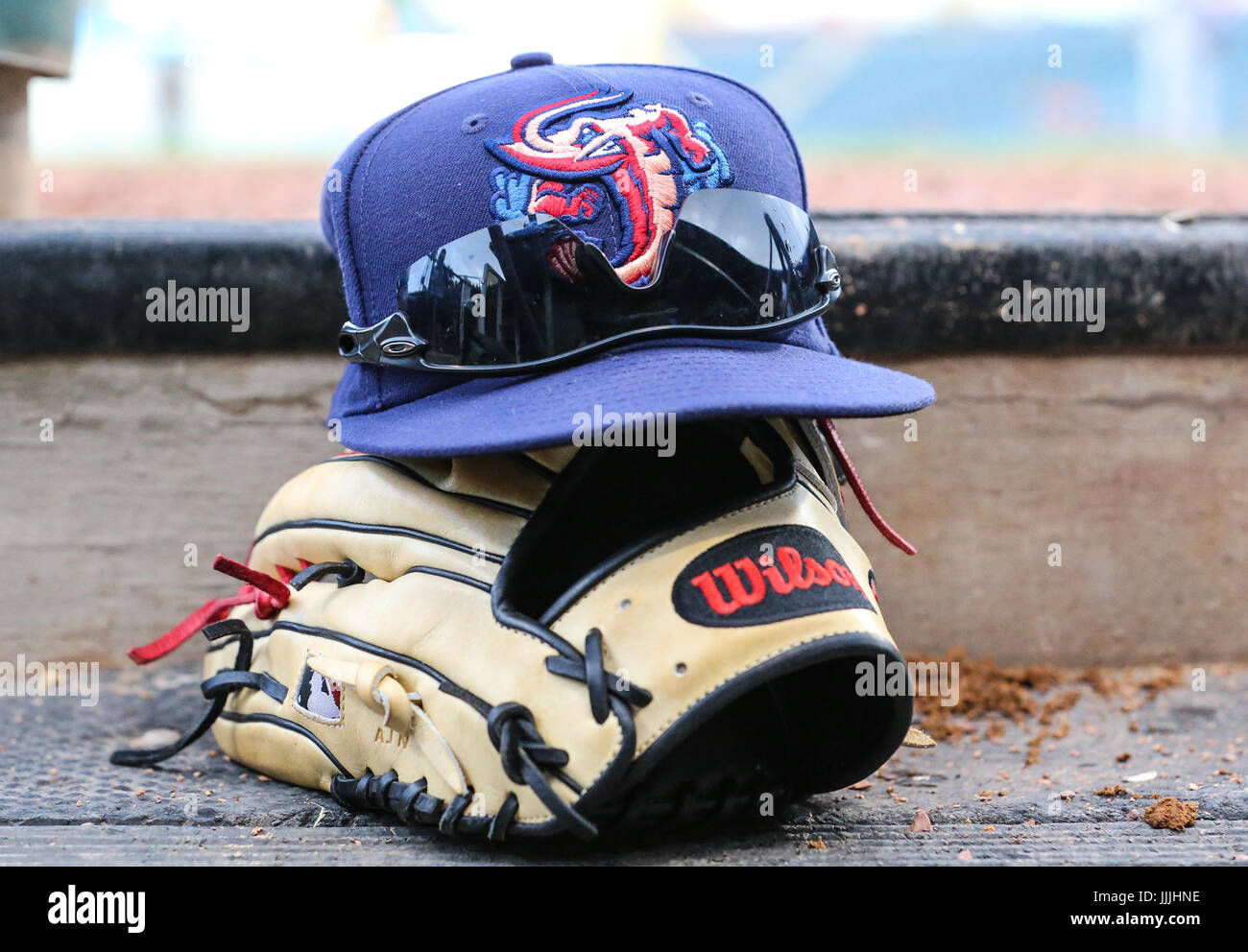 MILB Smokies vs Jumbo Shrimp JUL 19: Jacksonville Jumbo Shrimp players ...