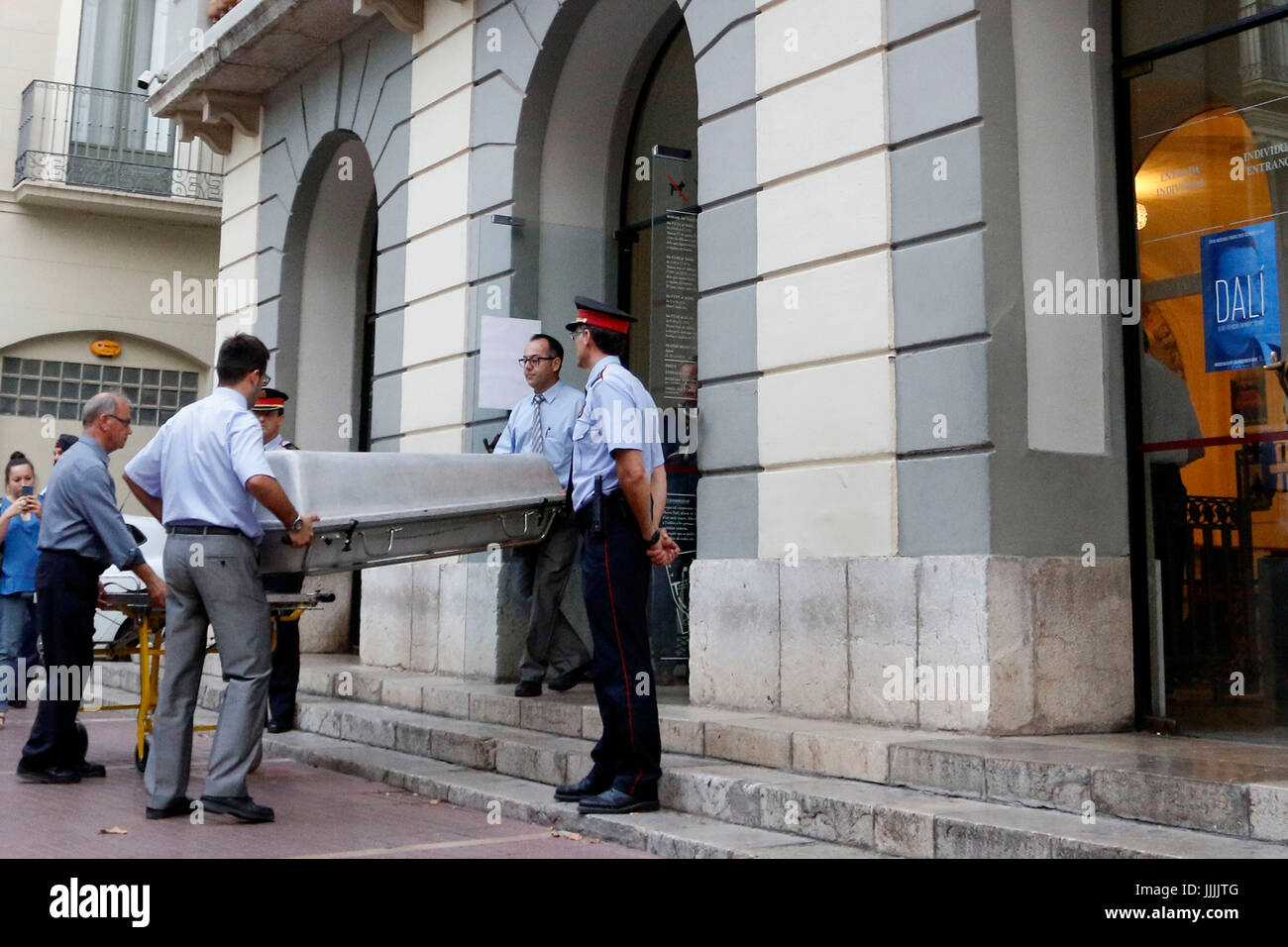 Exhumation of Salvador Dalí corpse at the Salvador Dali Theater Museum ...