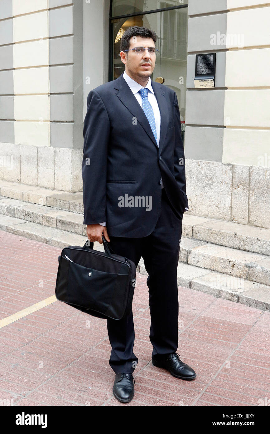 Exhumation of Salvador Dalí corpse at the Salvador Dali Theater Museum ...