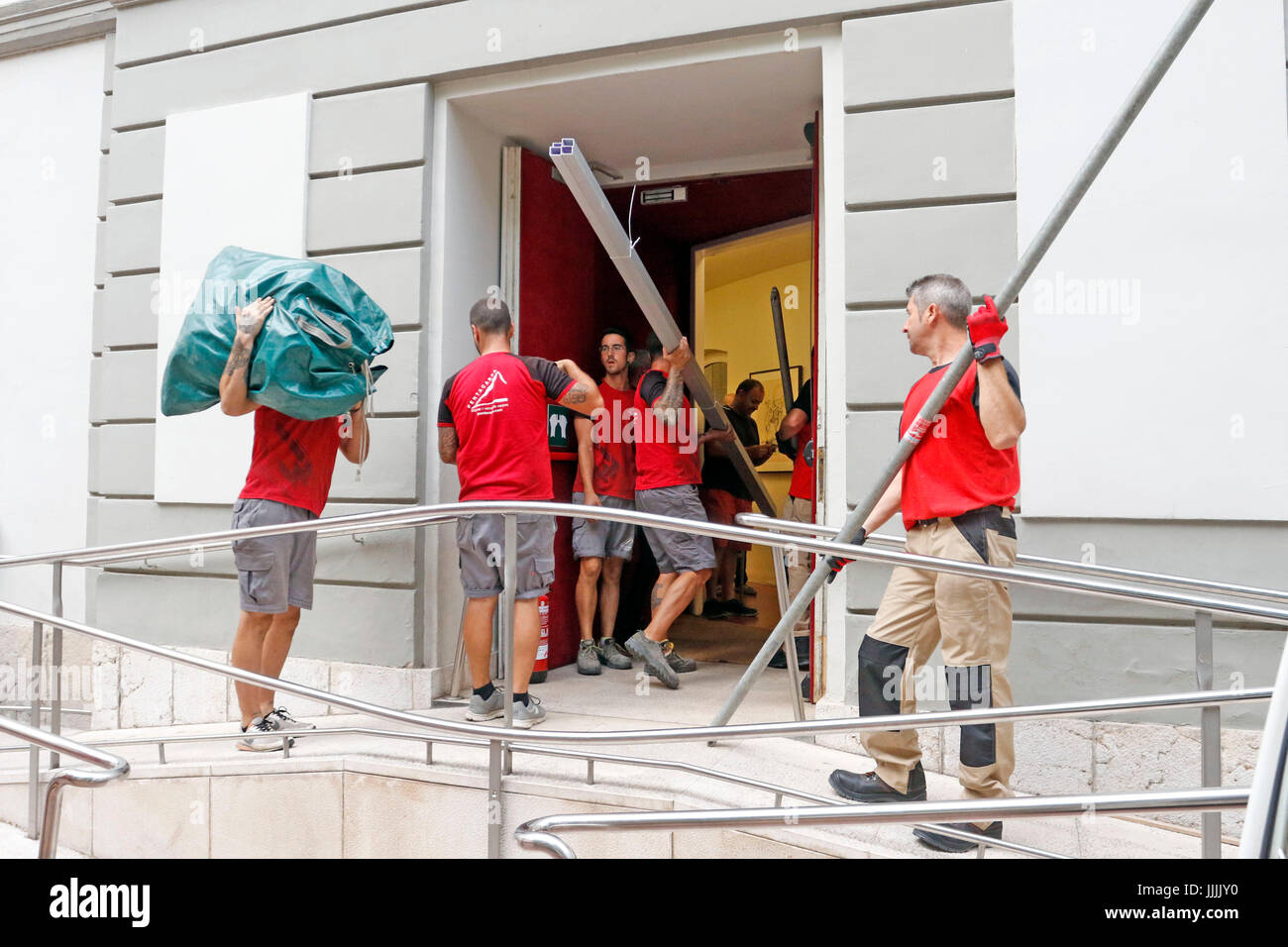 Exhumation of Salvador Dalí corpse at the Salvador Dali Theater Museum ...