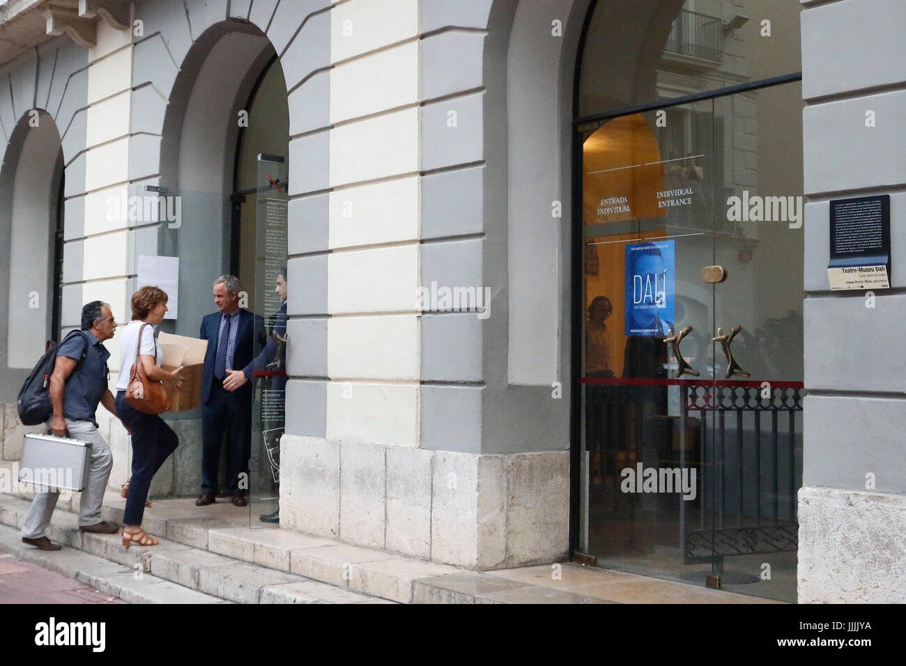 Exhumation of Salvador Dalí corpse at the Salvador Dali Theater Museum ...