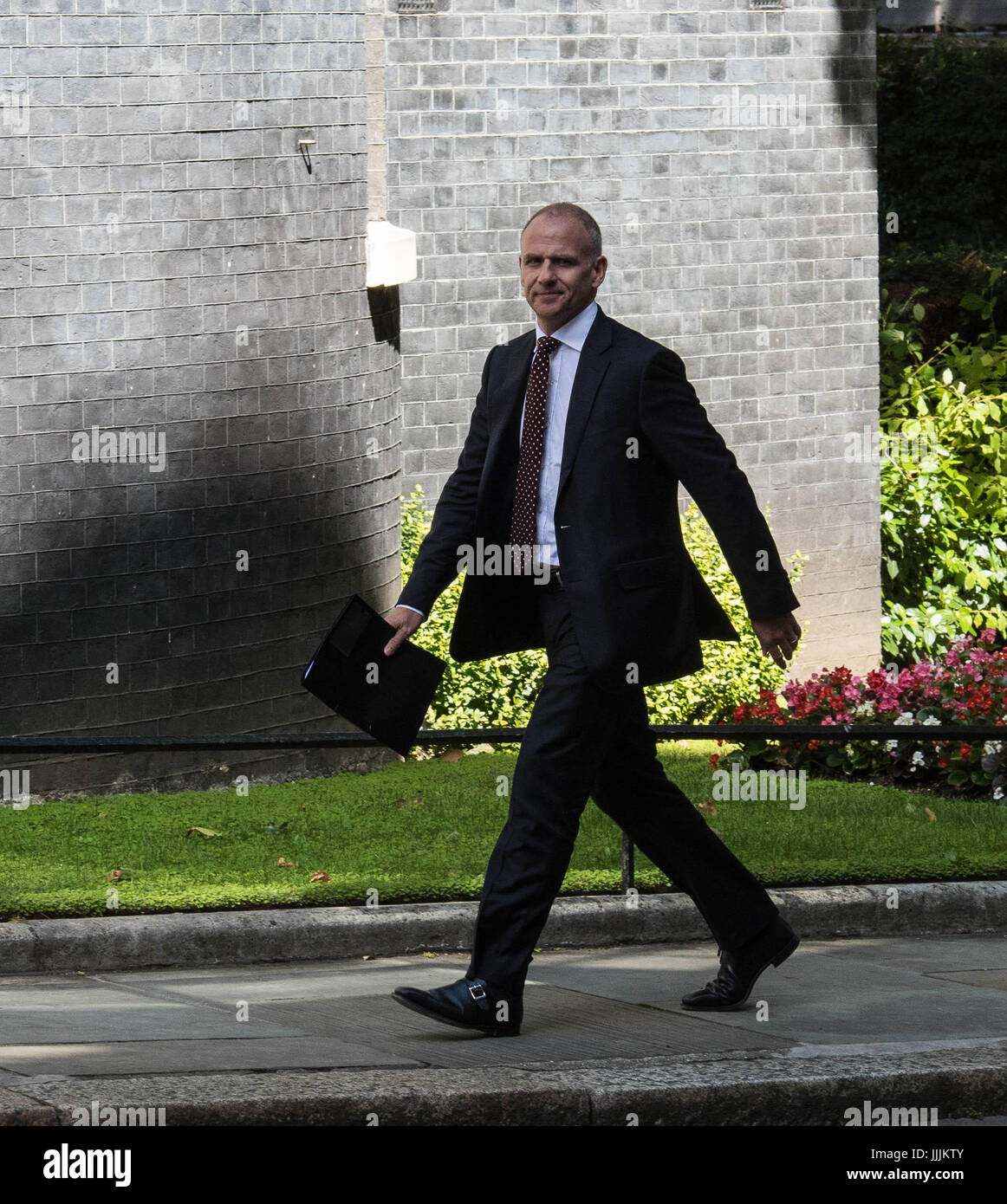 Tesco ceo dave lewis hi-res stock photography and images - Alamy