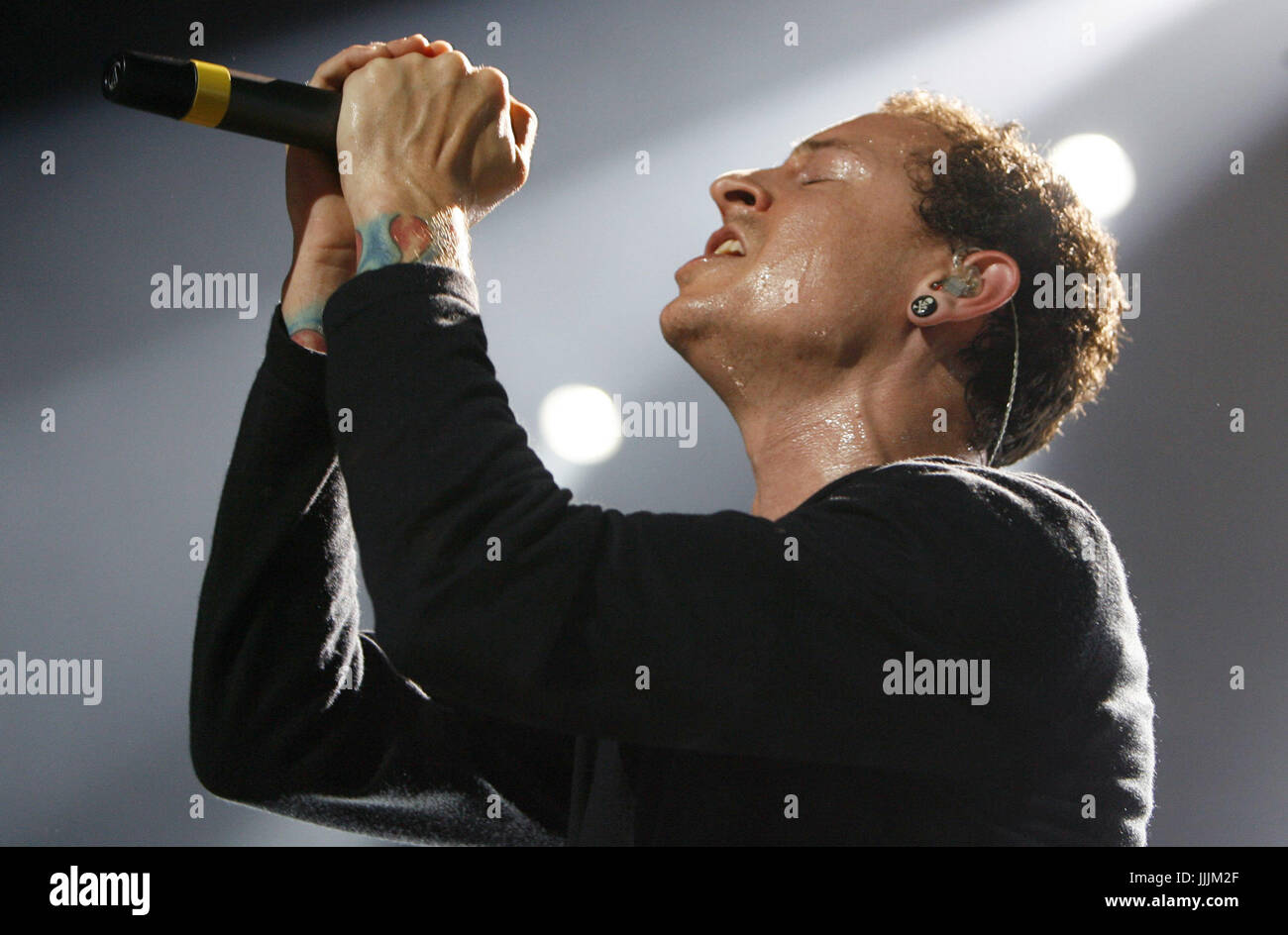 Hamburg, Germany. 27th May, 2007. Chester Bennington, shouter of US ...