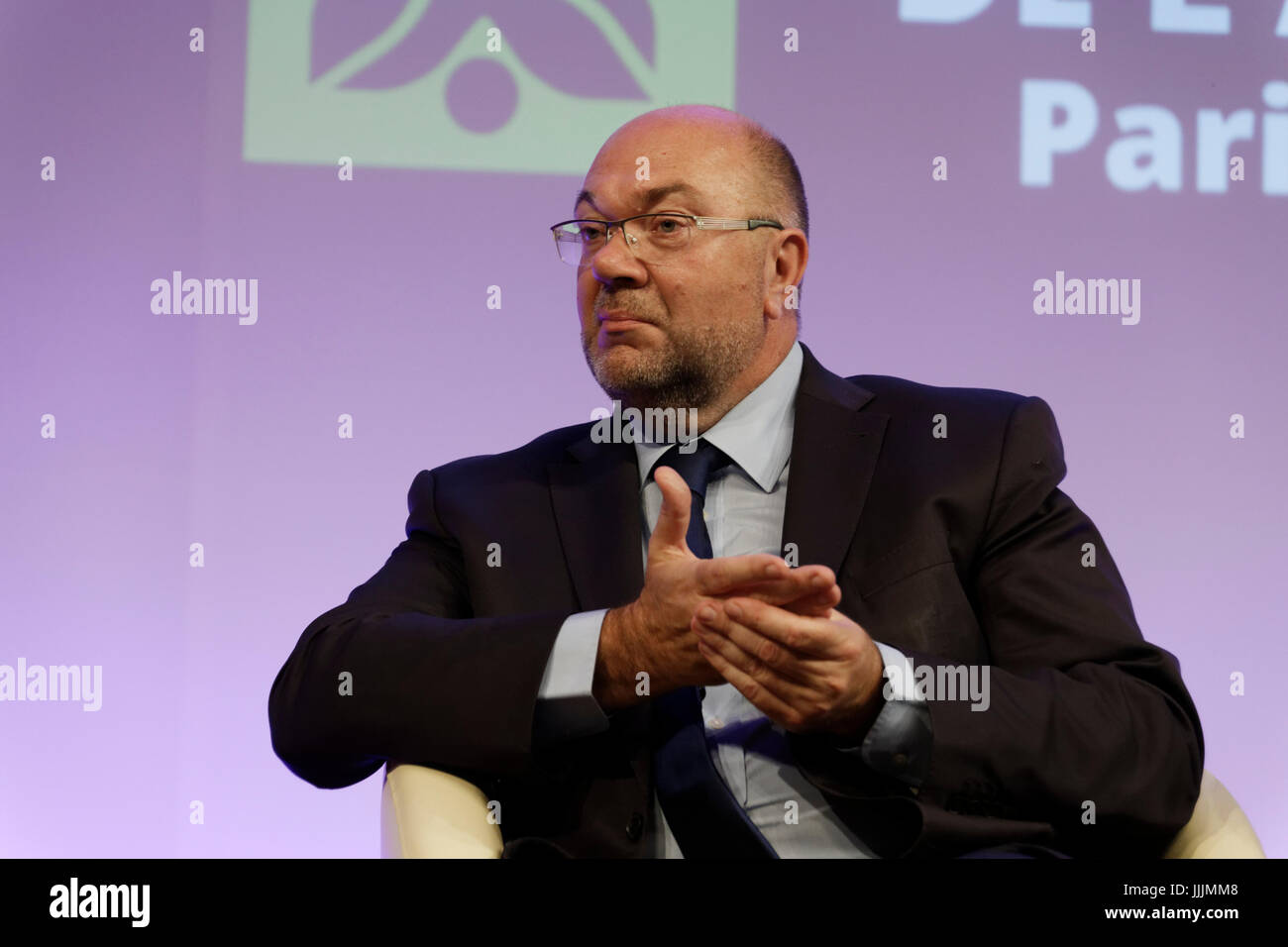 Travert hi-res stock photography and images - Alamy