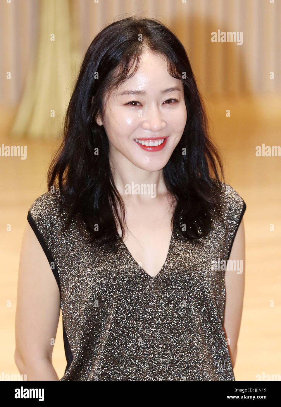 S. Korean actress Um Ji-won South Korean actress Um Ji-won, who stars ...