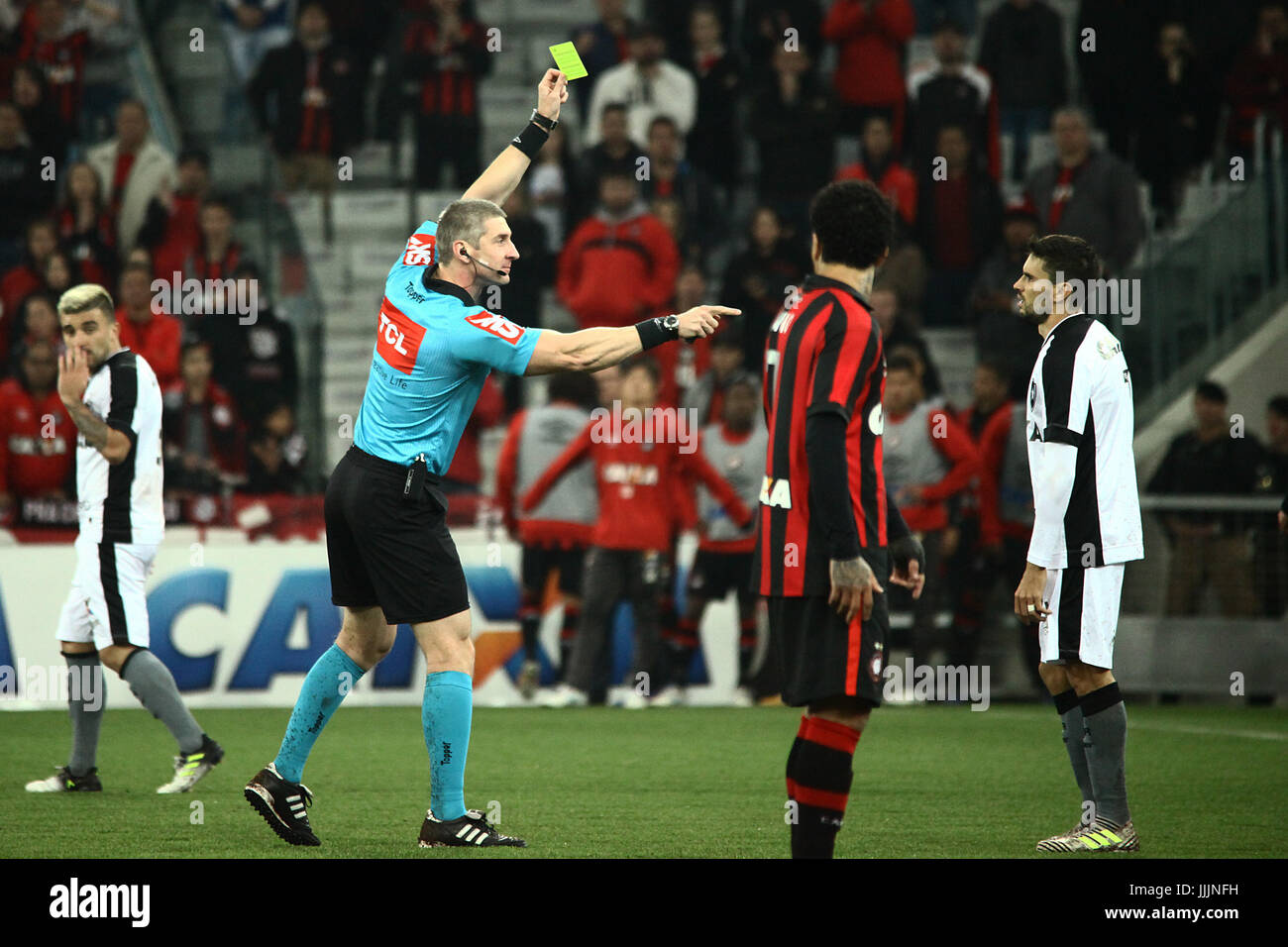 Curitiba, Brazil. 20th July, 2017. Rodrigo Pimpão takes the yellow card ...