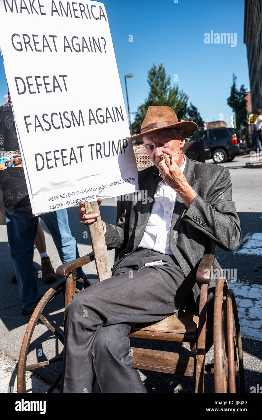 protestors, fake candidates, and vendors at the Trump rally in Portland ...
