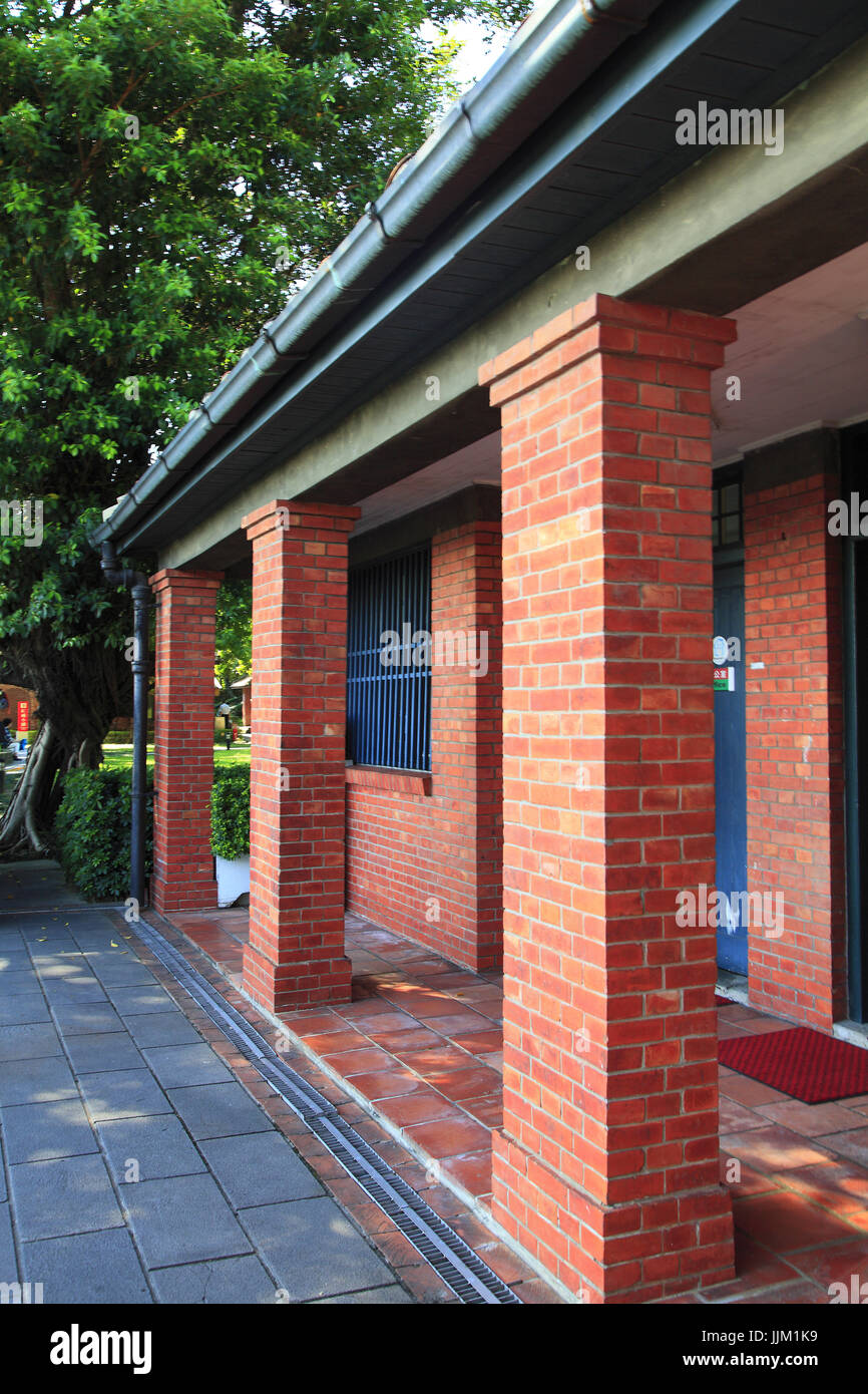 Traditional taiwanese chinese brick house hi-res stock photography and ...