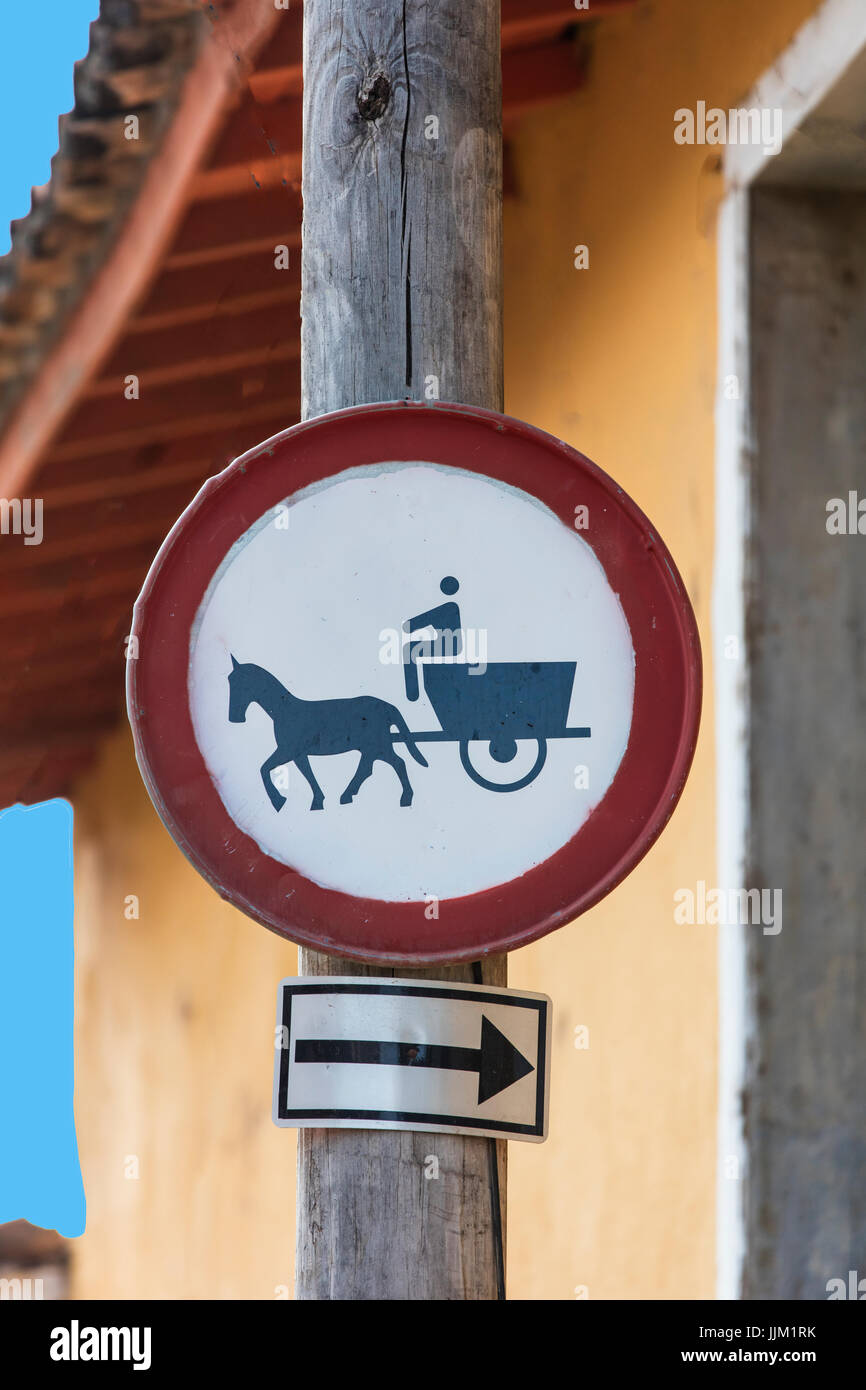 A stop for HORSE CART sign - TRINIDAD, CUBA Stock Photo - Alamy