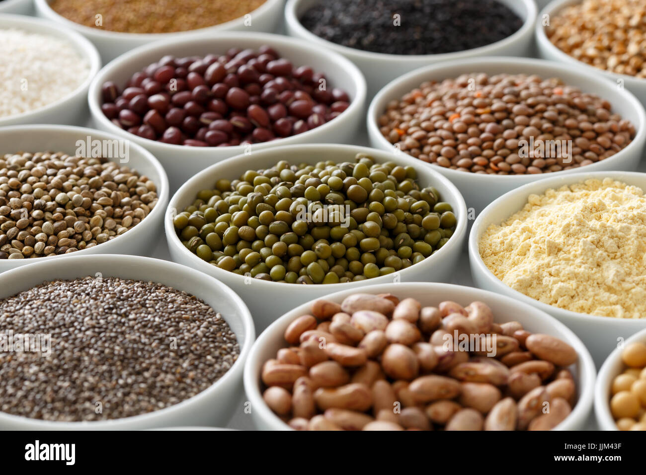 Grains and pulses hi-res stock photography and images - Alamy