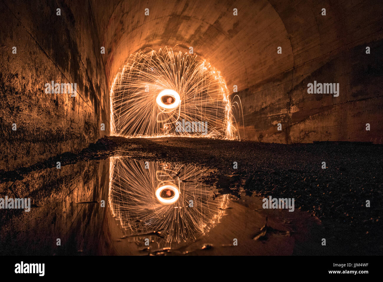 Steel wool hi-res stock photography and images - Alamy