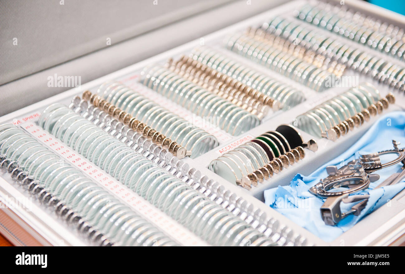 Concave convex lens hi-res stock photography and images - Alamy