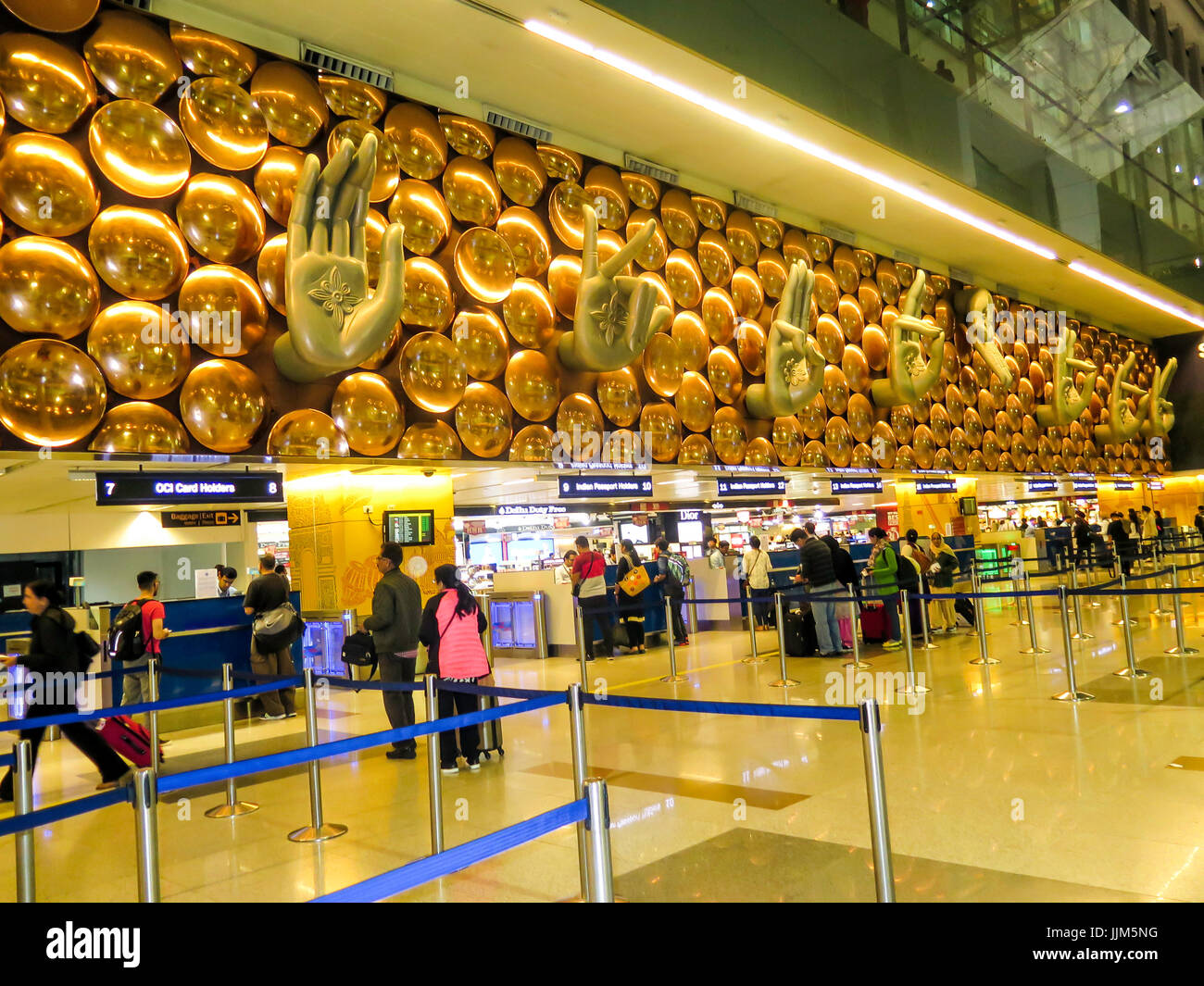 Interior design of Indira Ghandi International Airport in New Delhi ...