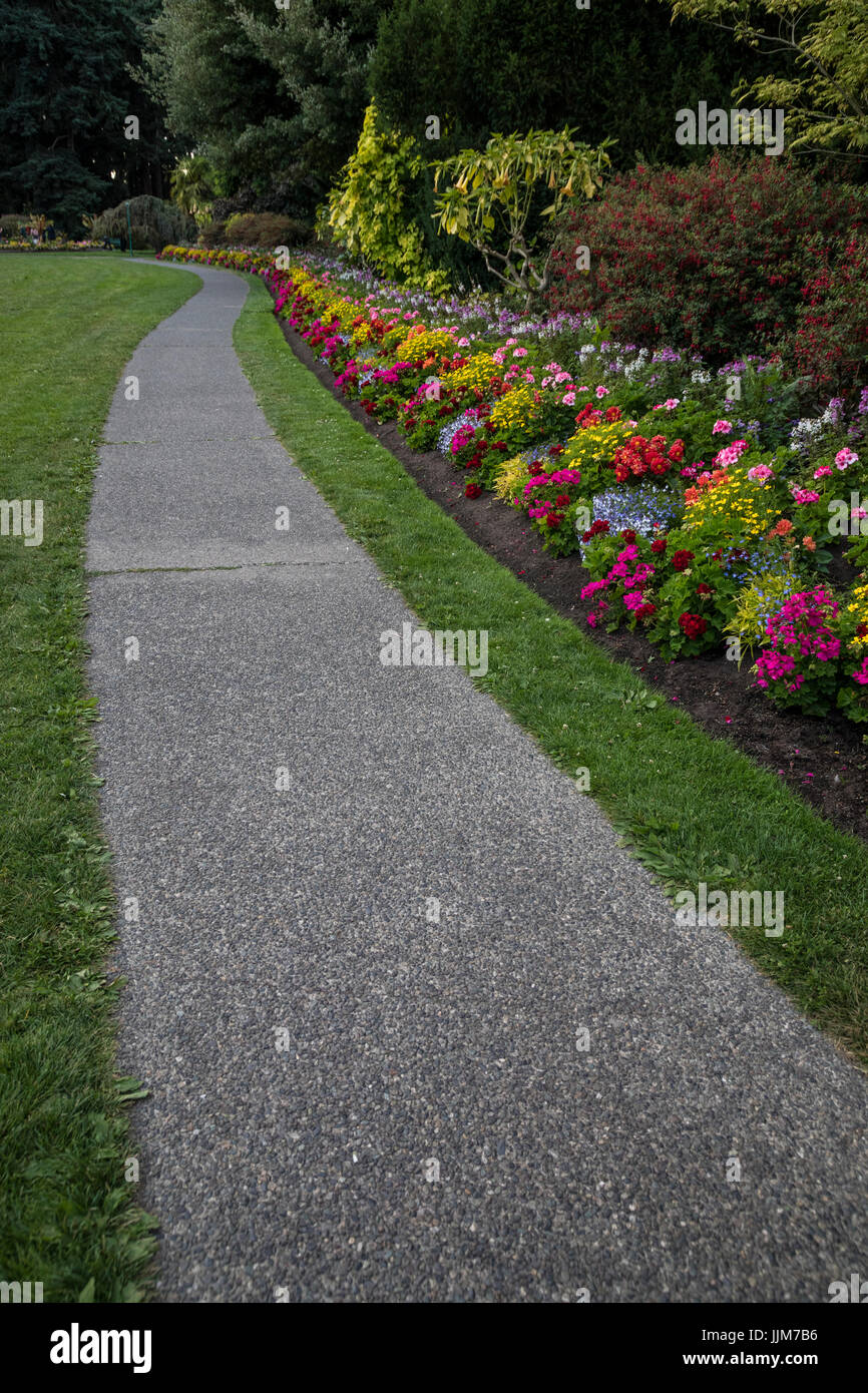 A pathway in the Beacon Hill park in Victoria, BC, Canada Stock Photo ...