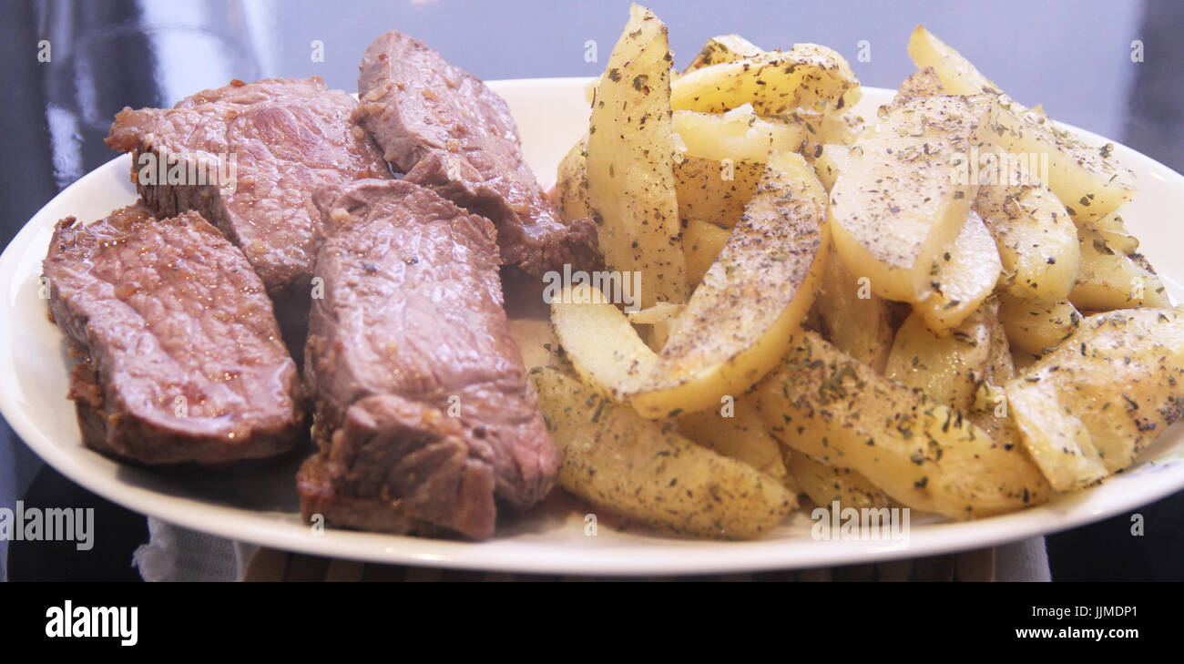 Ground filet mignon hi-res stock photography and images - Alamy