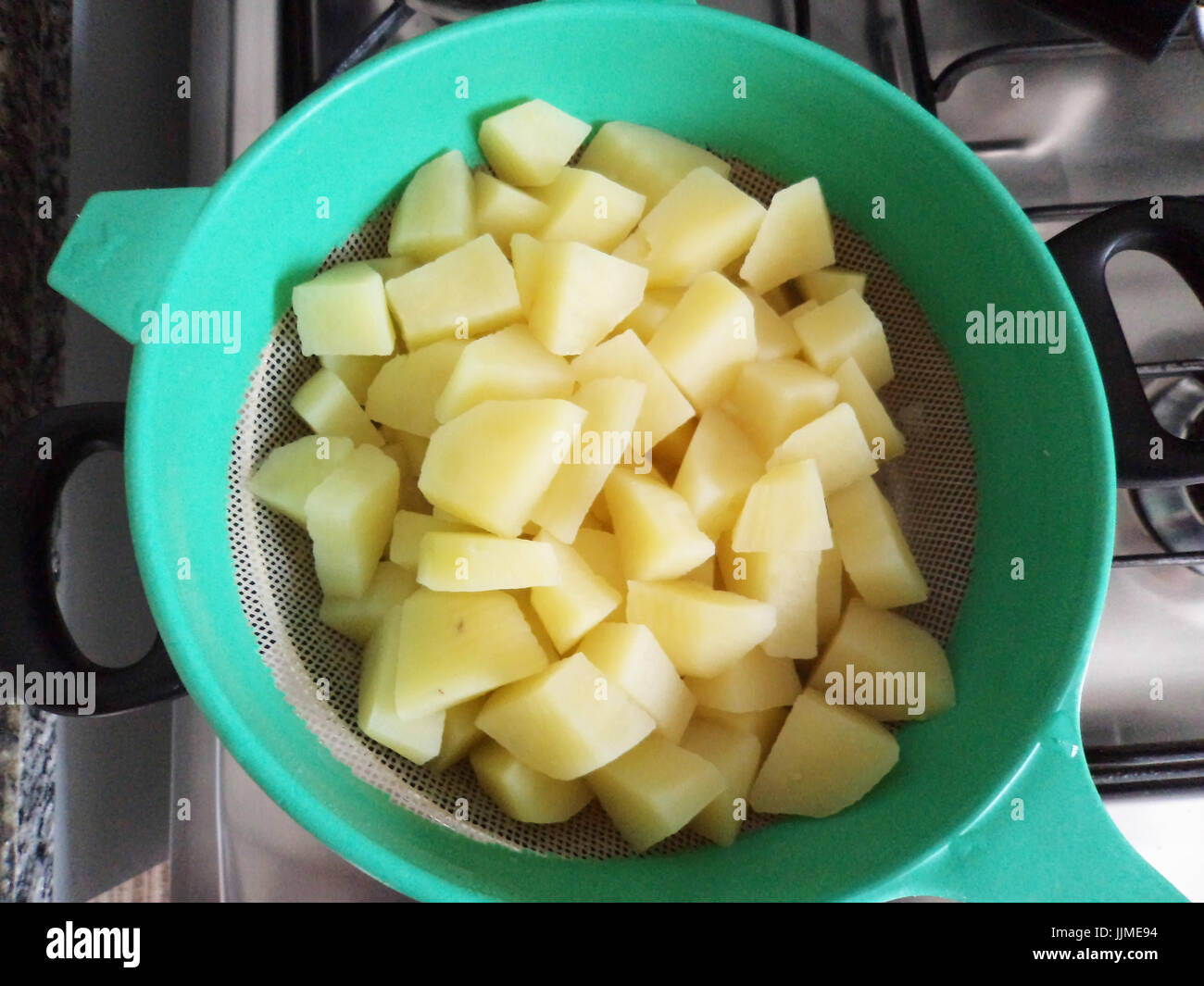 Potato sieve hi-res stock photography and images - Alamy