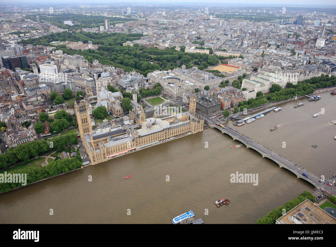 Buckingham palace aerial view hi-res stock photography and images - Alamy