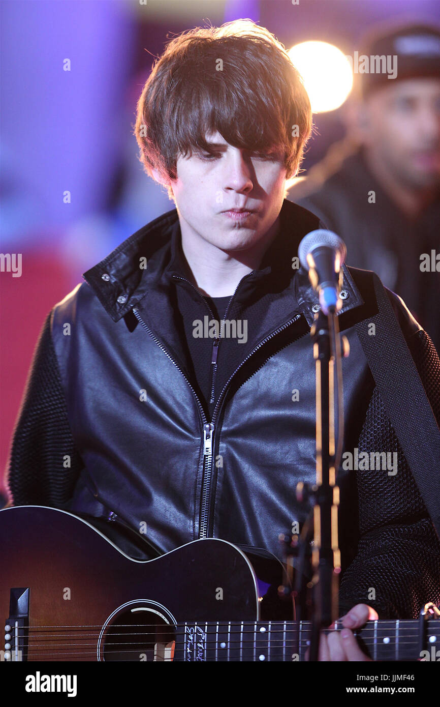 Jake Bugg seen at the BBC One Show at the BBC studios on 21st, Apr ...