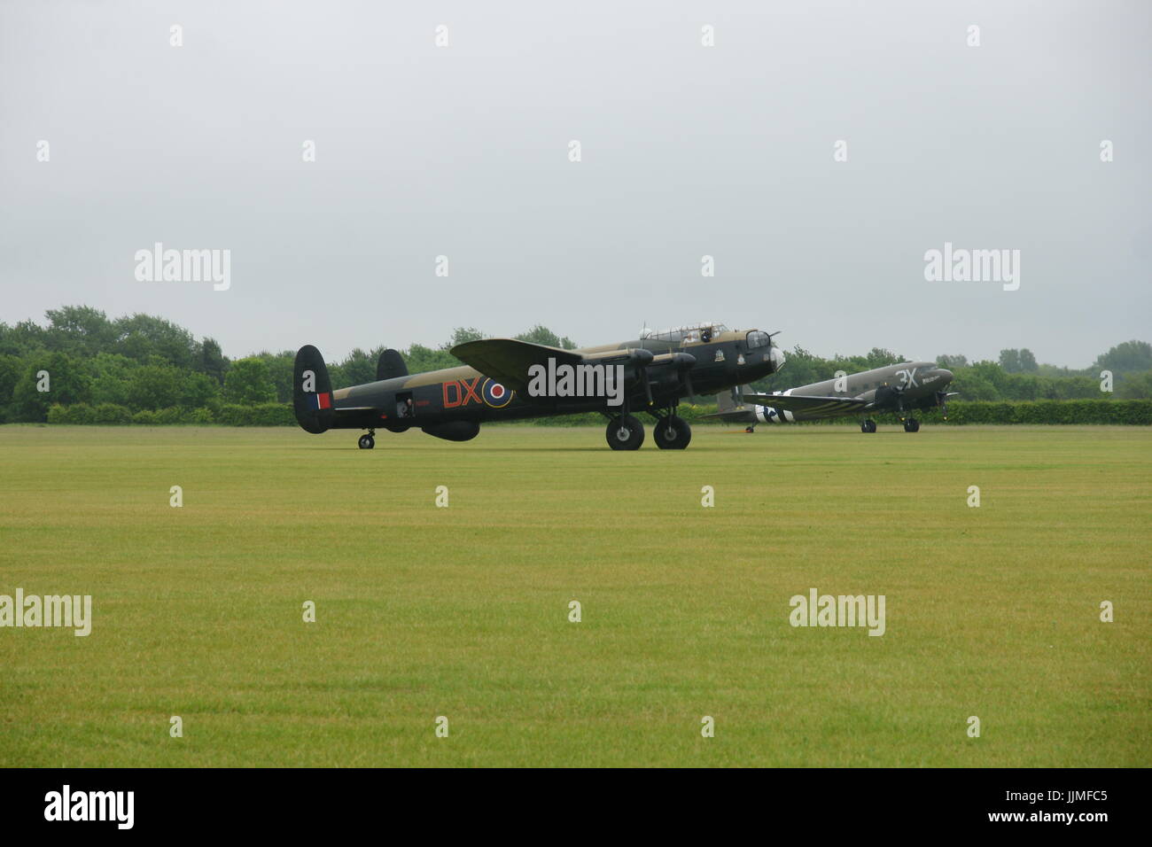 East kirkby airfield lincolnshire hi-res stock photography and images ...