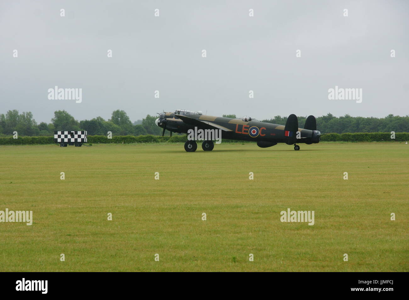 East kirkby airfield lincolnshire hi-res stock photography and images ...