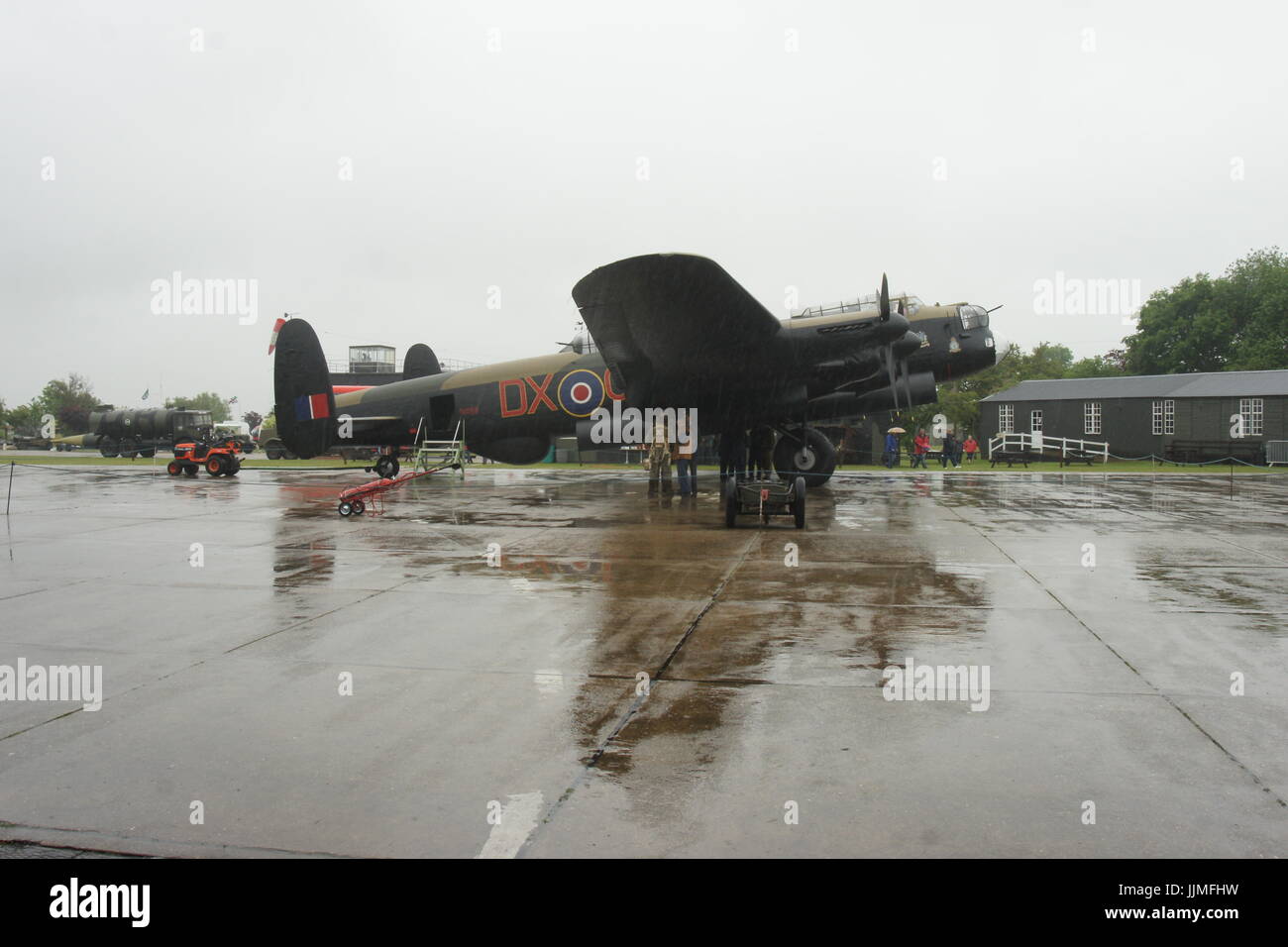 Avro lancaster world war two hi-res stock photography and images - Alamy