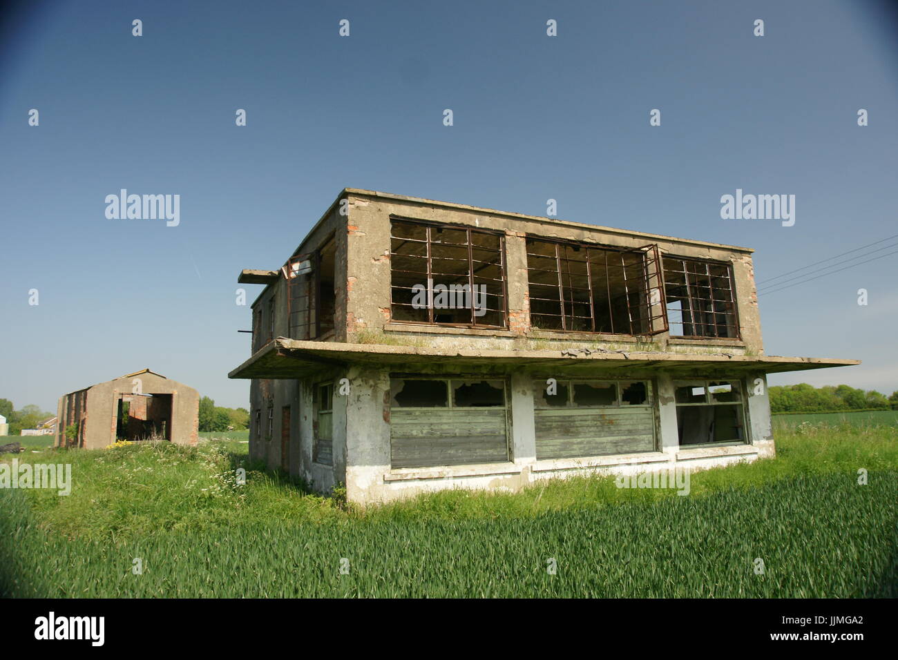World war two airfield control hi-res stock photography and images - Alamy