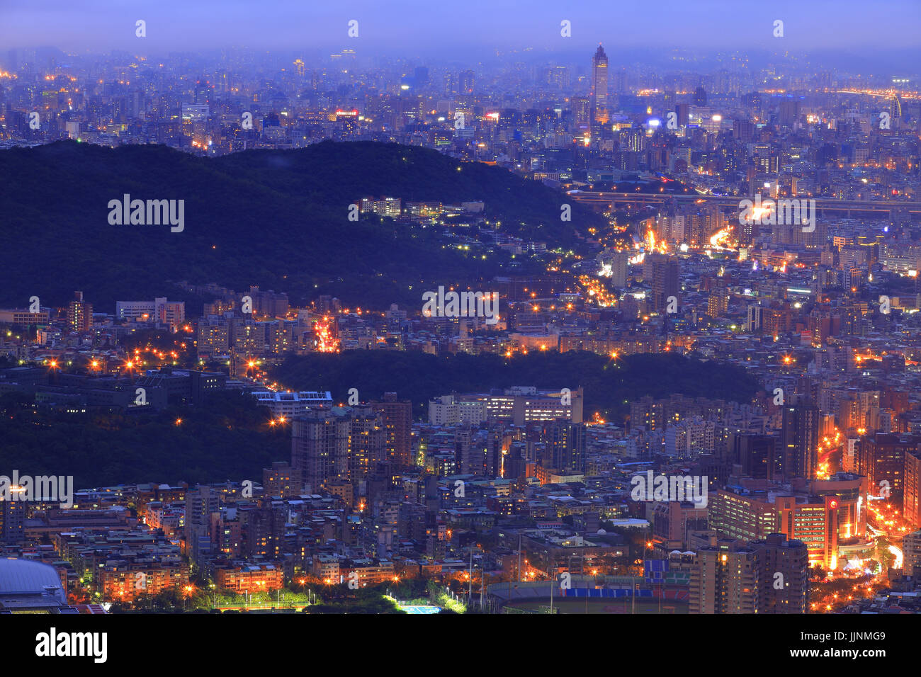 Taipei shin kong life hi-res stock photography and images - Alamy
