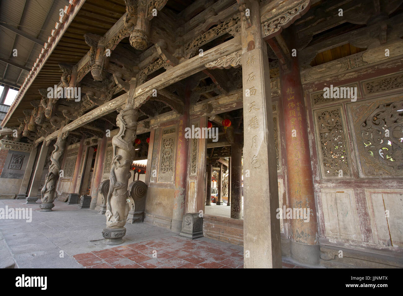 Lukang lung shan temple hi-res stock photography and images - Alamy