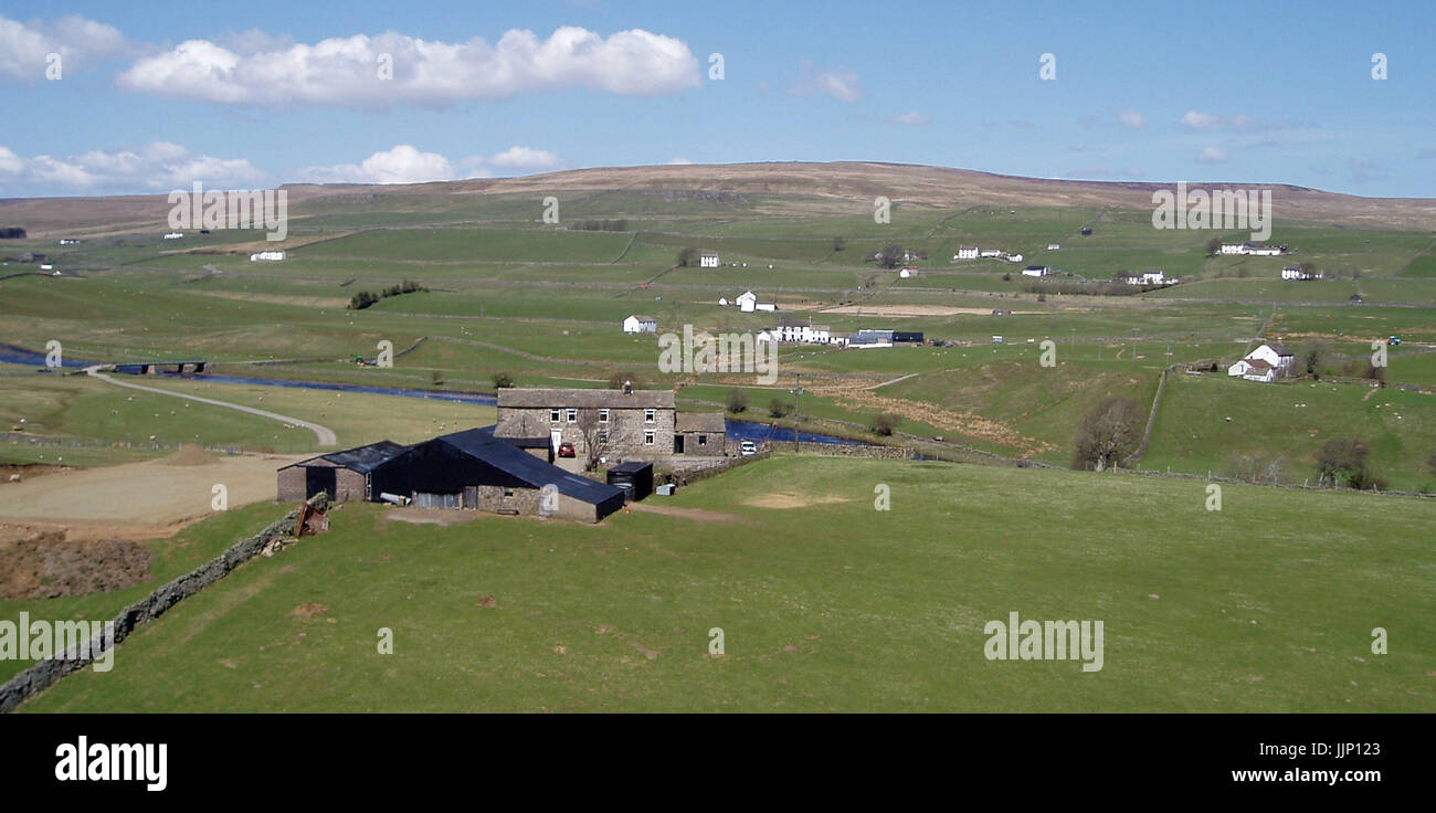 The Pennine Way - Cronkley Farm and Forest in Teesdale Stock Photo - Alamy