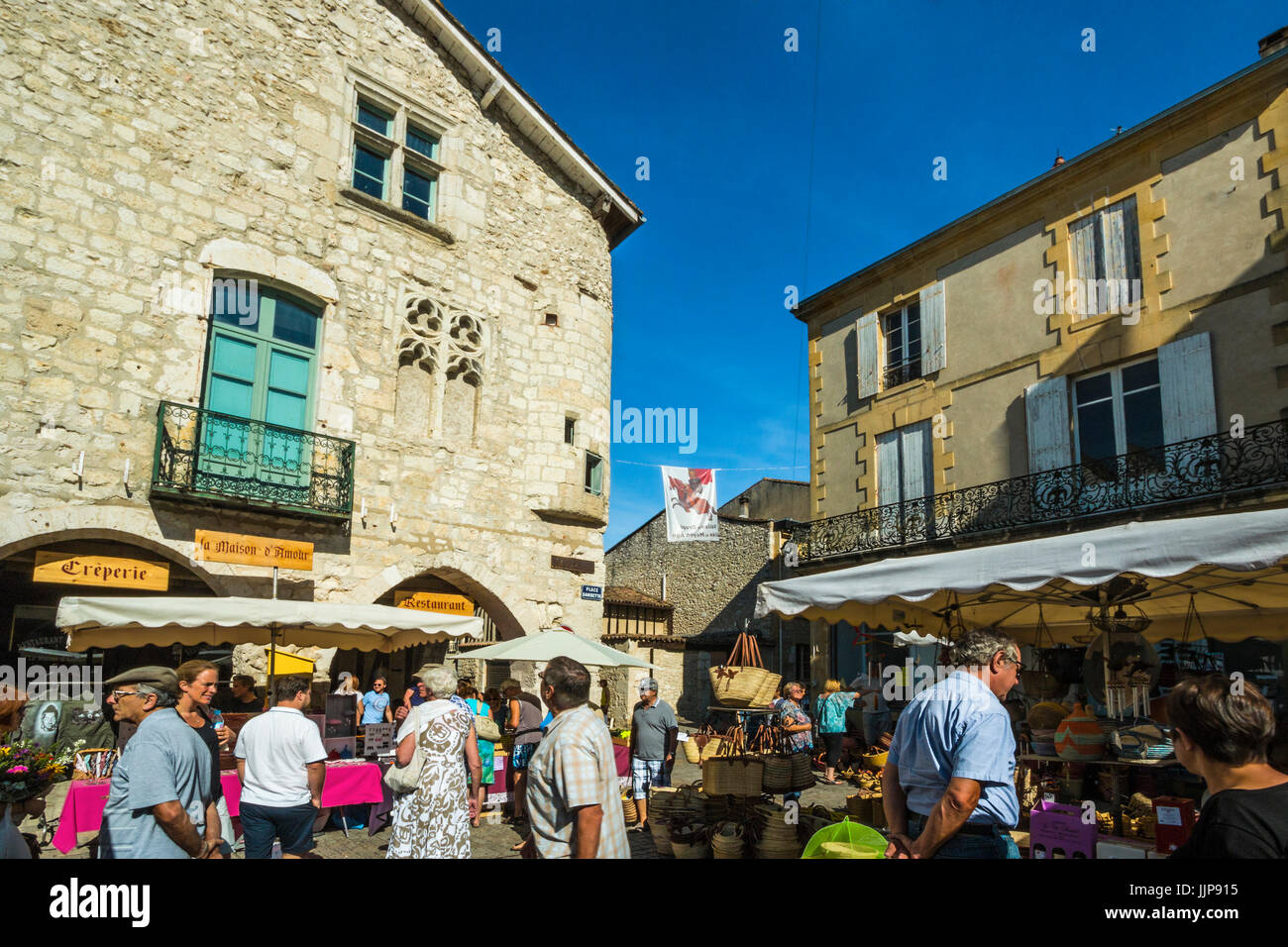 Eymet dordogne france bastide hi-res stock photography and images - Alamy