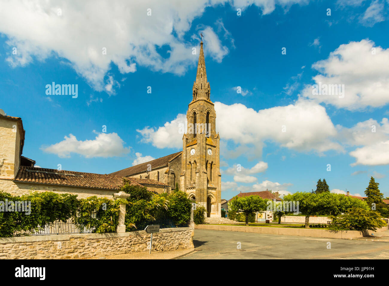 Guyenne hi-res stock photography and images - Alamy