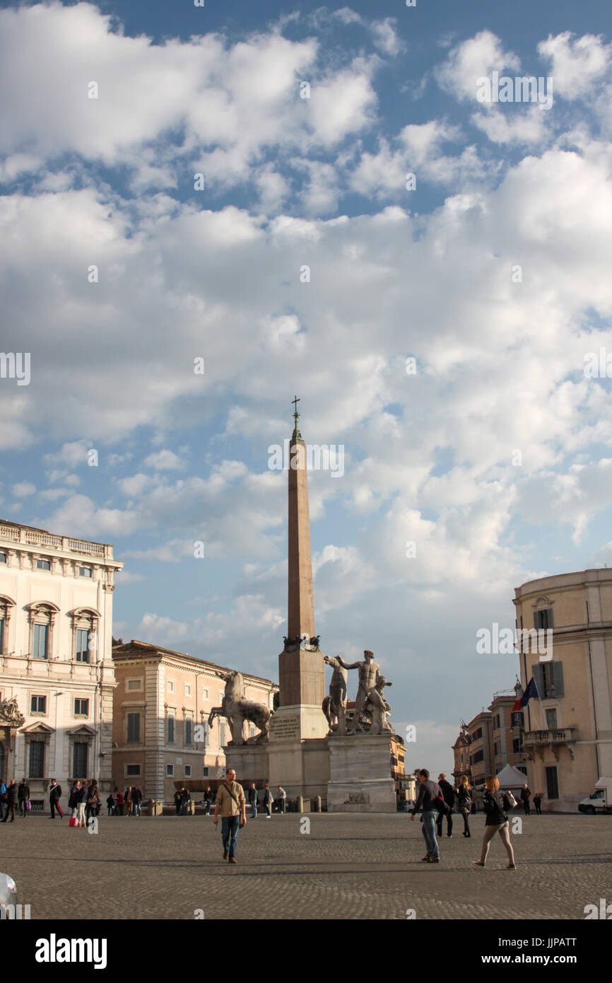 Piazza del Quirinale with the Quirinal Palace in the background ...