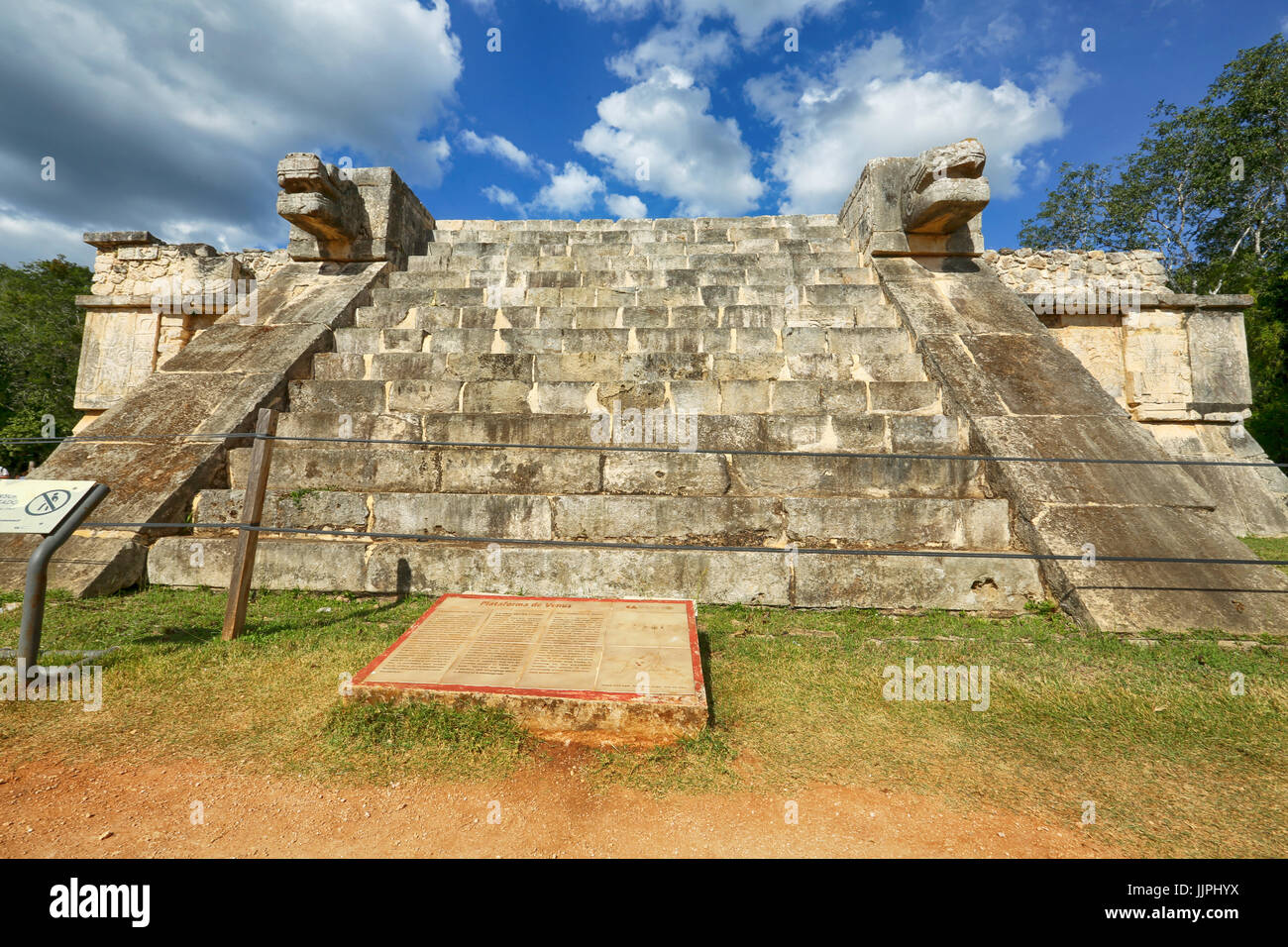El Castillo (Temple of Kukulcan), a Mesoamerican step-pyramid, Chichen ...